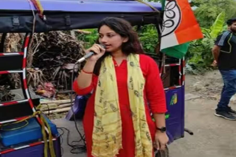 Rajanya Halder Tmc খোদ মমতার 'সিলেকশন', একুশের মঞ্চে সুপারহিট এই তরুণী ...
