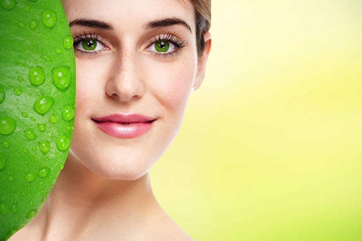 Skin Care Hair Care বর্ষায় ঝরে যাচ্ছে চুল দফারফা ত্বকের সব সমস্যার