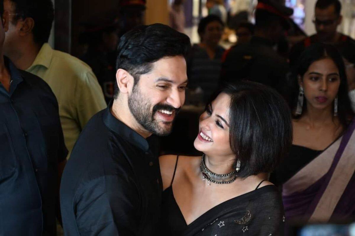 Solanki Roy-Vikram Chatterjee: 'শহরের উষ্ণতম দিনে'-এর প্রিমিয়ারে চাঁদের হাট! কারা কারা ছিলেন ...