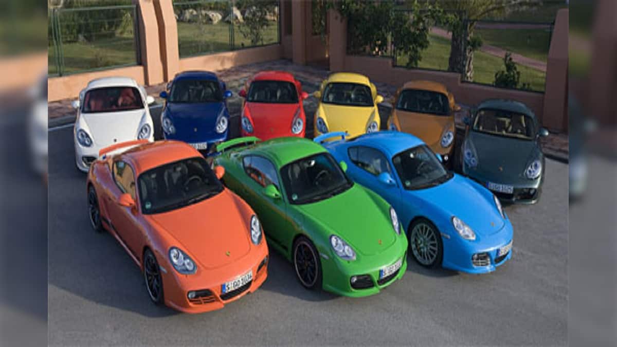 Car Colour: পথ-দুর্ঘটনা এড়াতে রাশি অনুযায়ী রং মিলিয়ে গাড়ি কিনুন ...