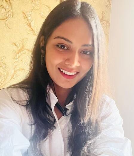 Success Story of IAS Mudra Gairola: আইএএস হওয়ার জন্য ছেড়েছিলেন ...