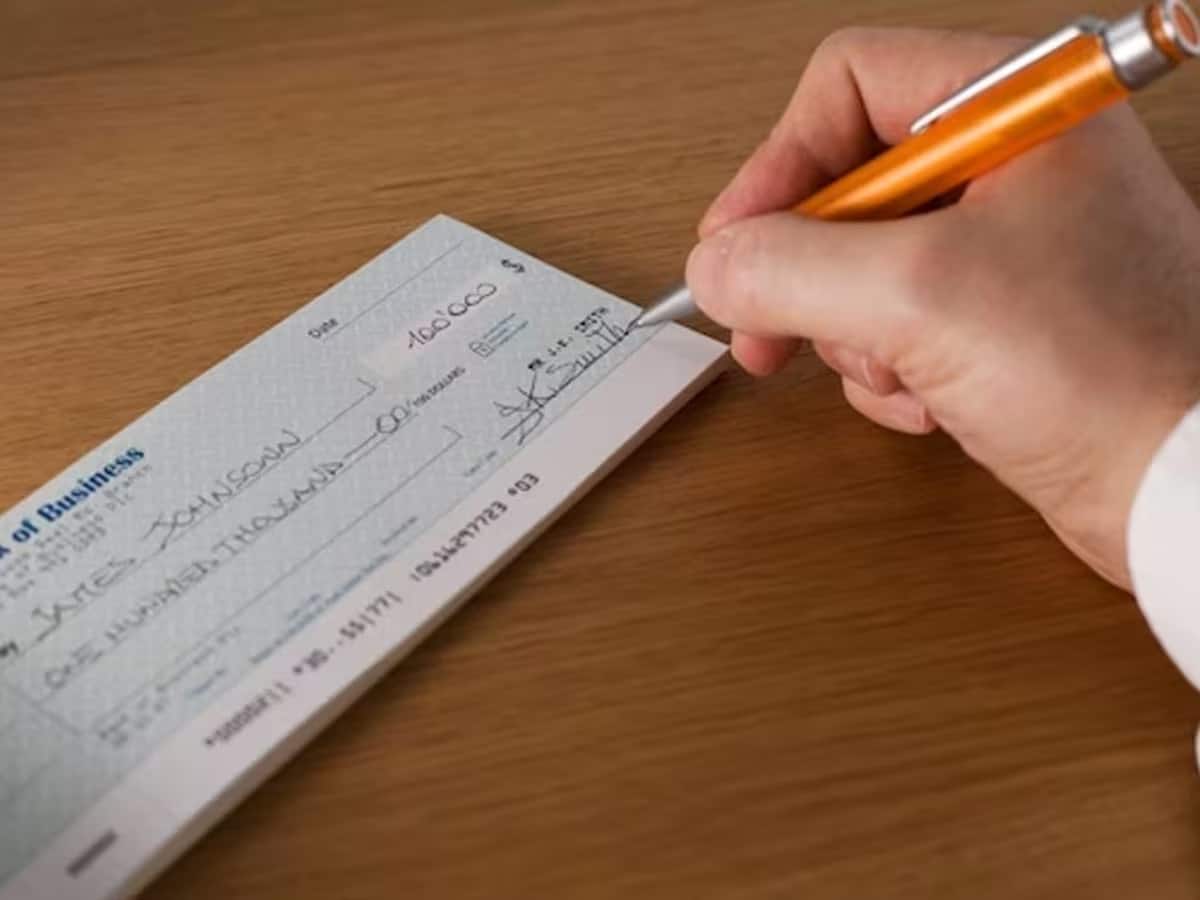 Which is correct lakh na lac ? সাধারণ উপায়ে ইংরেজিতে লেখেন ‘Lakh’। তবে ...