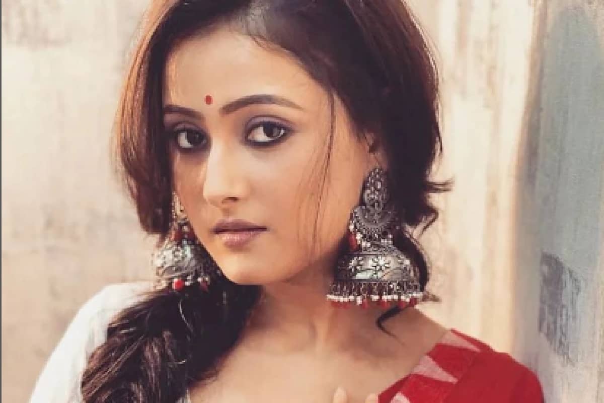 Pallavi Sharma Struggle: শৈশবে মা-হারা, পরীক্ষা দিয়ে ফিরে বাবার সৎকার ...