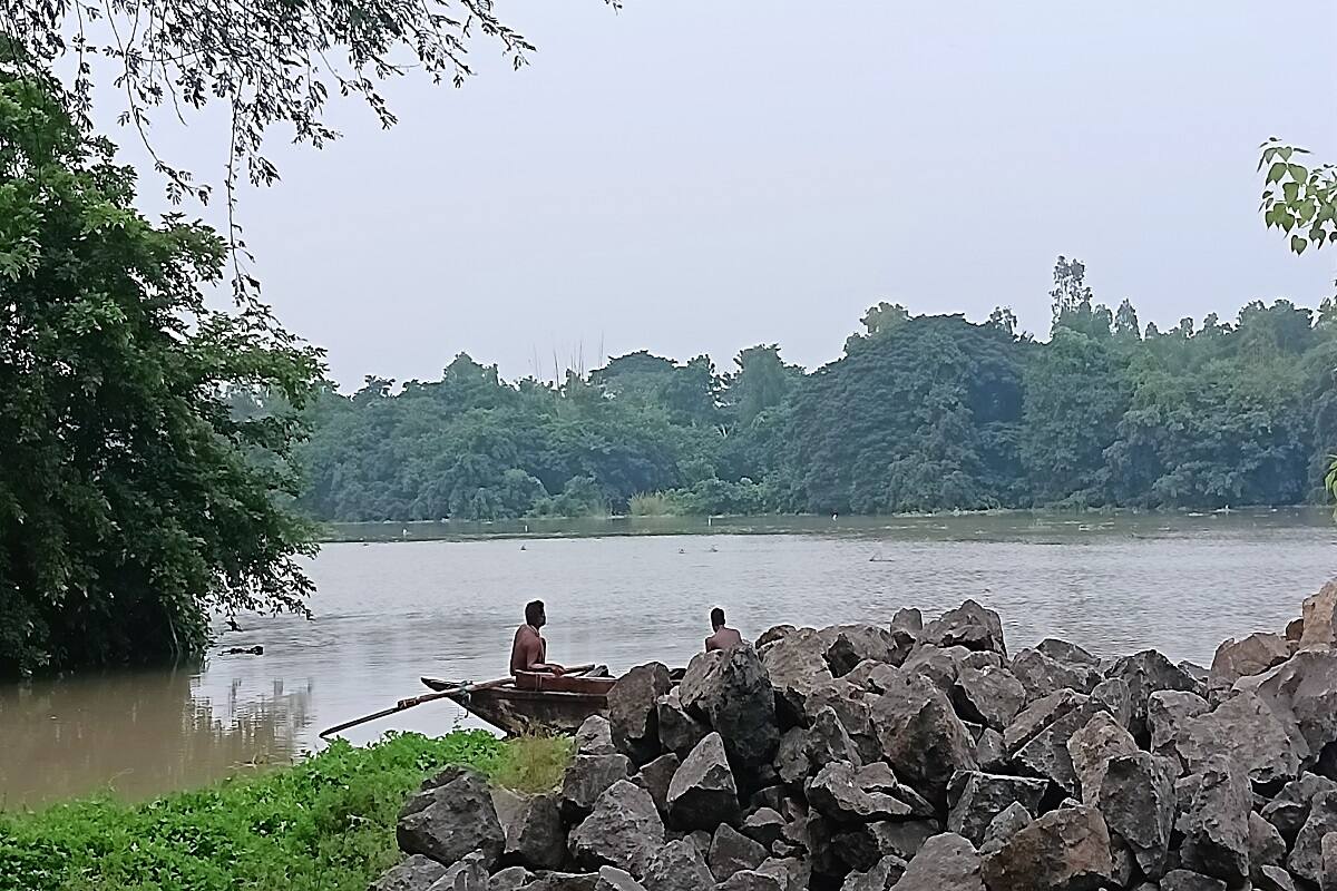 Bangla News | ঘণ্টাখানেকের দূরত্বে নৈসর্গিক সৌন্দর্য, দুর্গাপুজোর ...