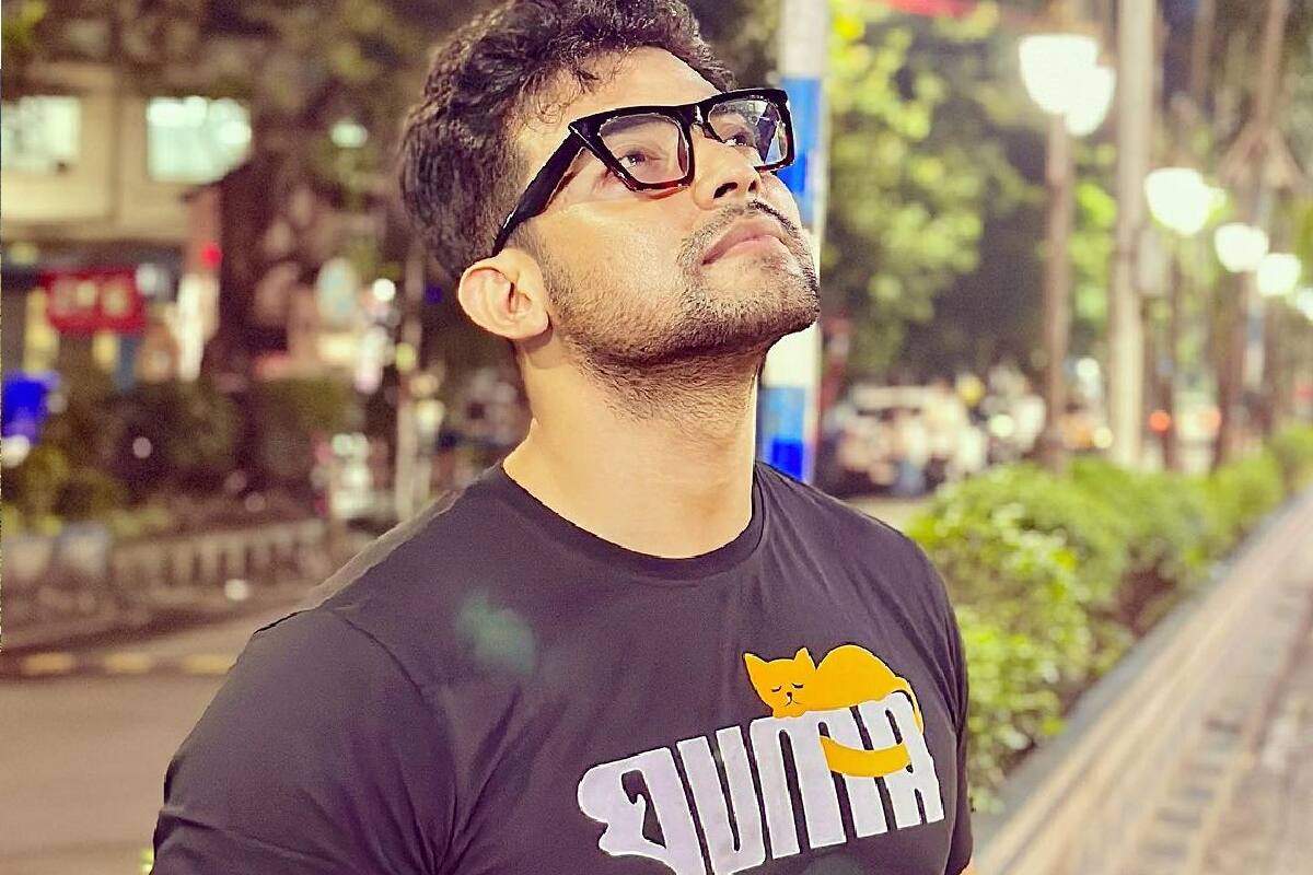 Ranojoy Bishnu : আমি মরে গেলে বাড়ির লোকেরা বাঁচবে না! গাইডের পাল্লায় ...