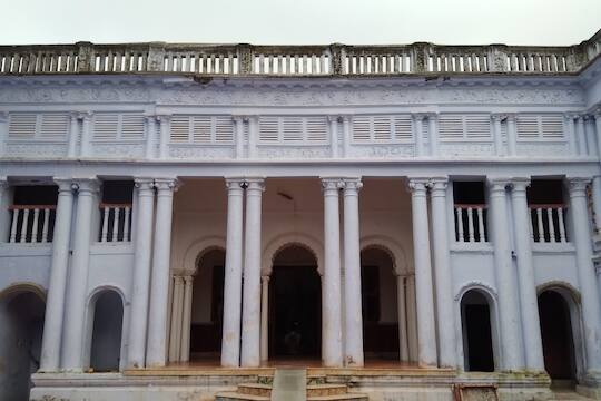 320 years old thakur dalan and durga puja of mankar biswas bari | মশাল ...