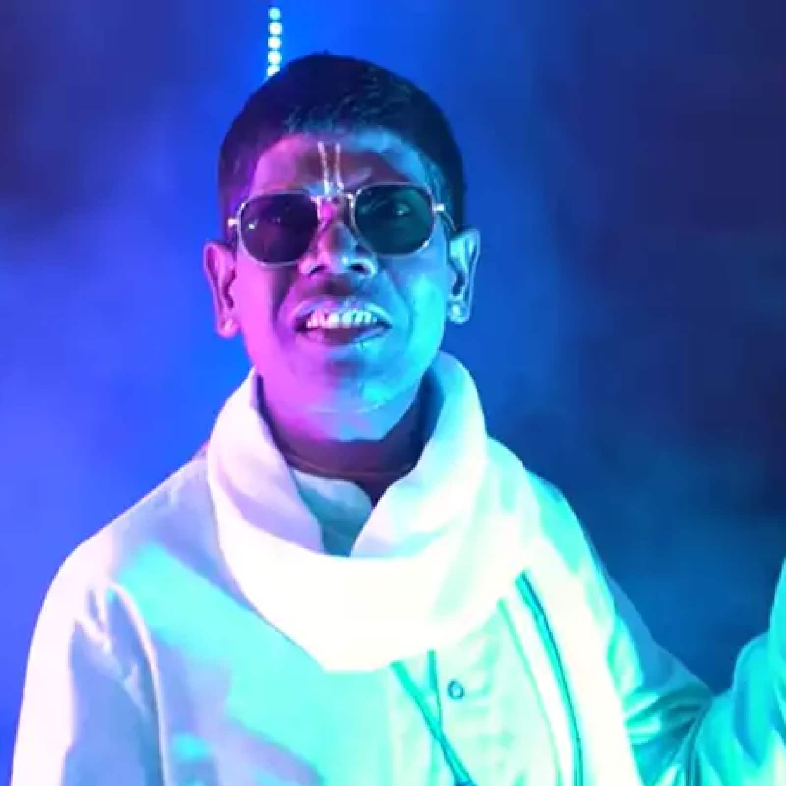 badam kaku Bhuban Badyakar is in financial trouble, বাদামকাকু ভূবন ...