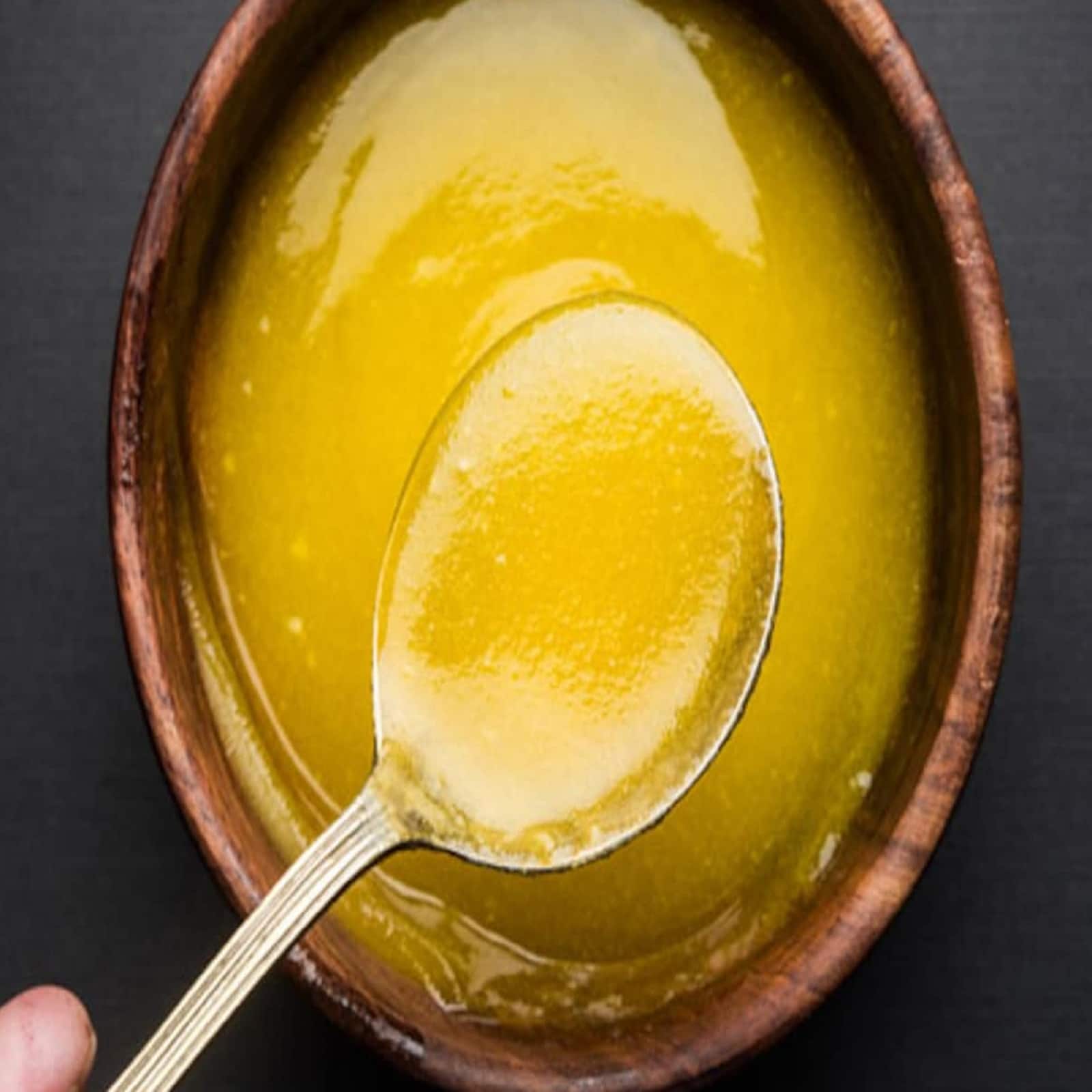 Health Tips: ছুঁড়ে ফেলবেন মোটা চশমা...! নাভিতে রোজ লাগান 'এই' দুই ...