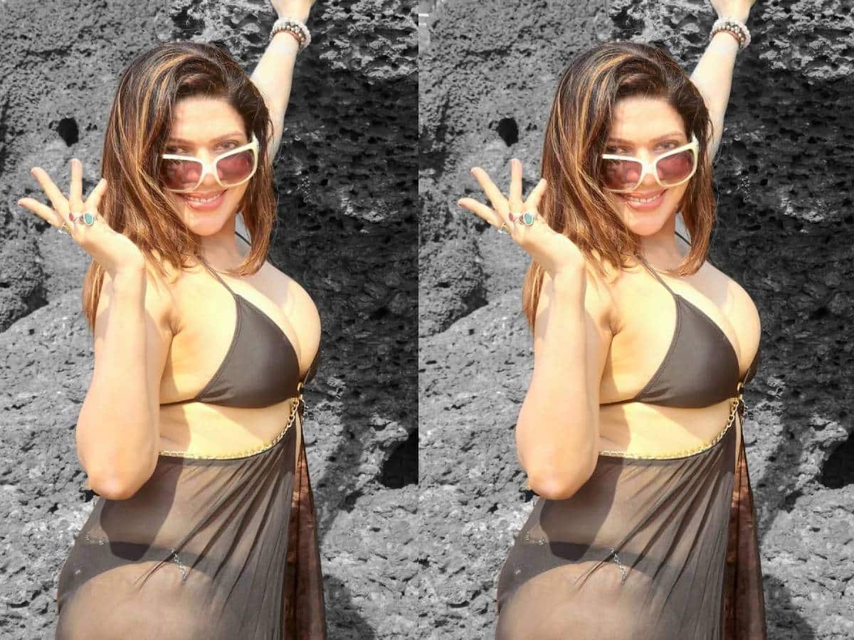 Nondini Chatterjee: ঝড় তুললেন পর্দার শাশুড়ি! কালো বিকিনিতে তাক লাগালেন নন্দিনী, টু পিসে চেনা ...