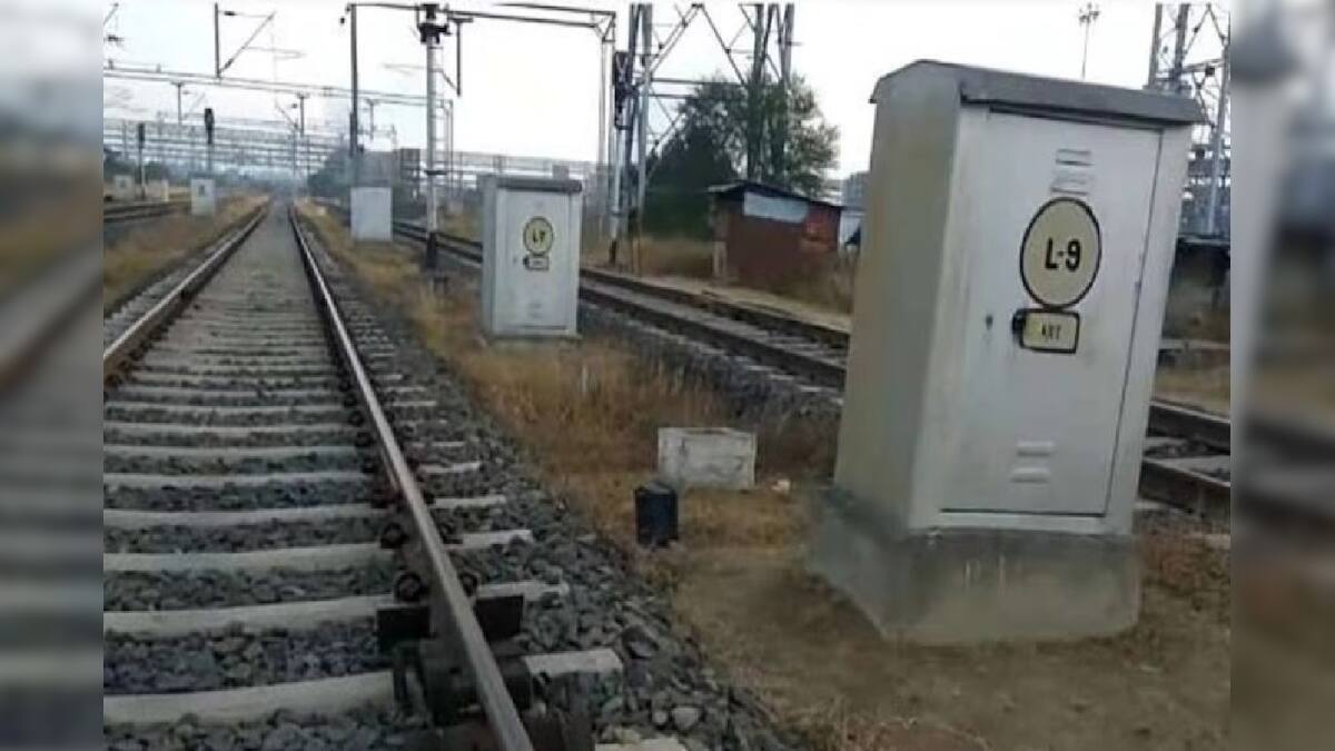 what is Axle Counter Box in indian railway, ভারতীয় রেলে Axle Counter ...