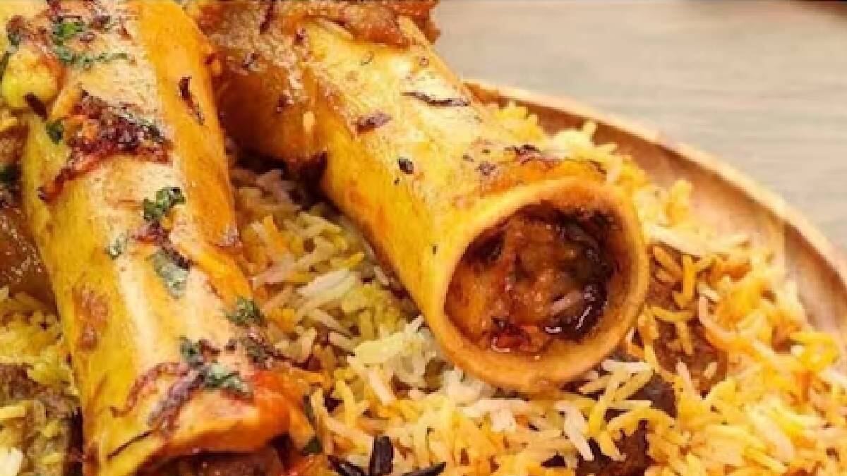 Bone Marrow Incident: খাসির মাংসে রসালো নল্লি নেই! ব্যস, এই ‘অপরাধ’-এ ...