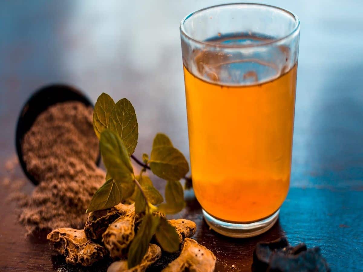 Asafoetida (hing) Water Benefits: ক্যানসার ঘেঁষবে না! ডায়াবেটিসে ...