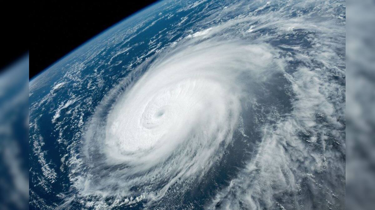 Cyclone Kirrily Update: ধেয়ে আসছে ভয়ঙ্কর ঘূর্ণিঝড়! বিরাট তাণ্ডবের ...