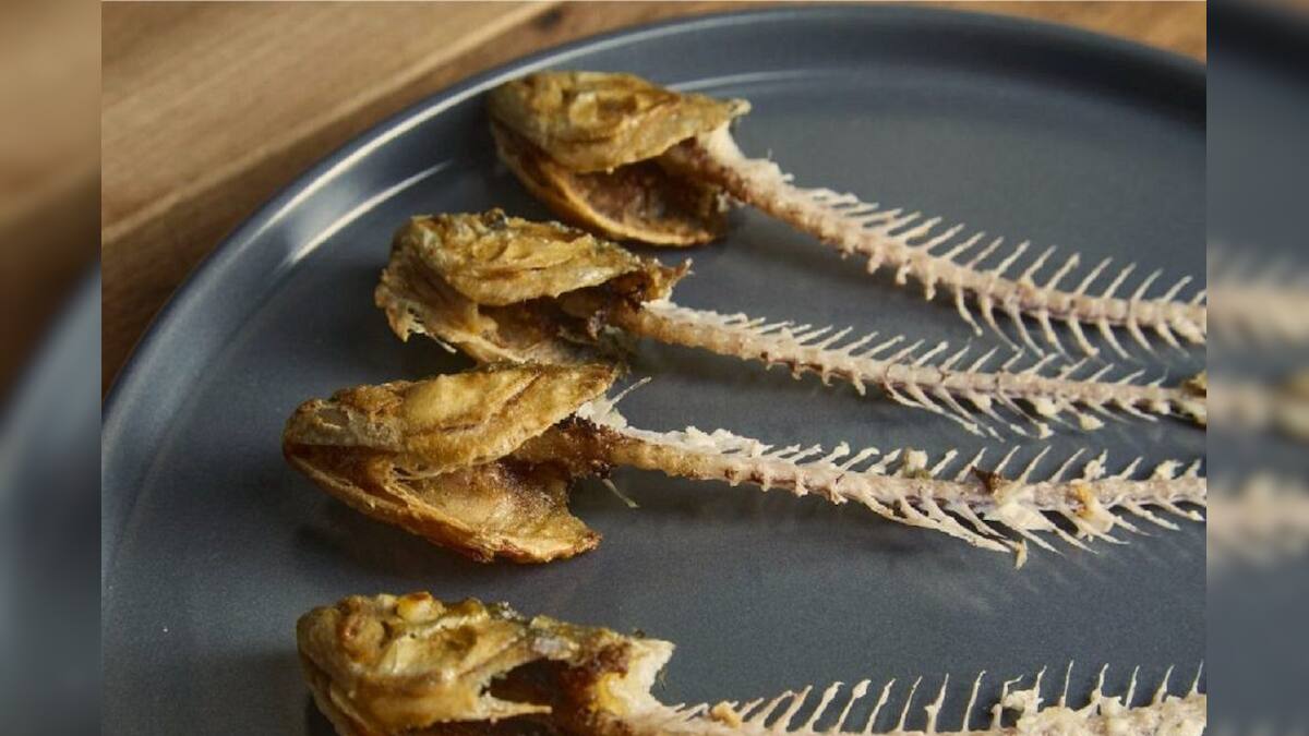 Fish Bone Health Effects মাছের কাঁটা চিবিয়ে খাওয়া অভ্যেস? জানেন এটি ...
