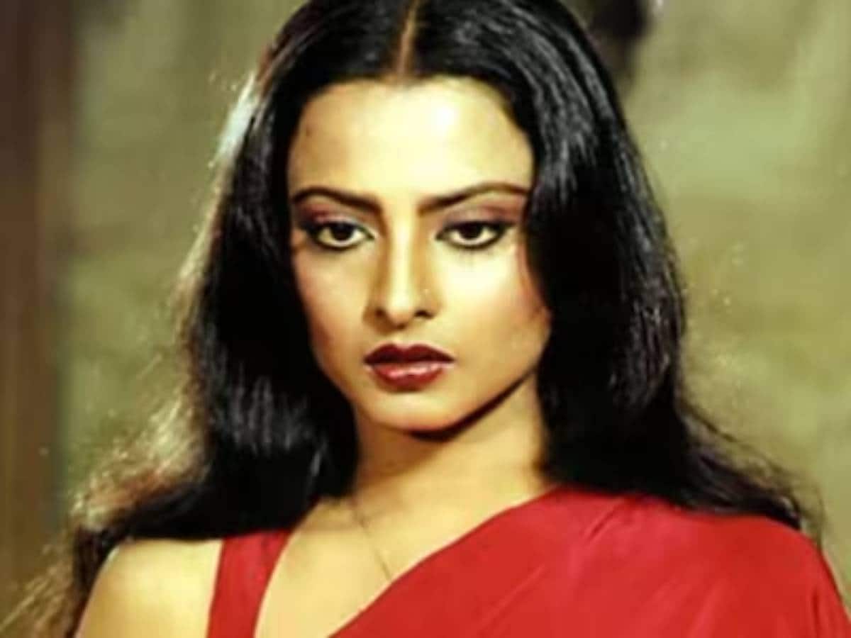 Rekha Life Story: শ্যুটিংয়ে যৌন হেনস্থার শিকার! জুটেছিল ‘ডাইনি’ তকমা ...