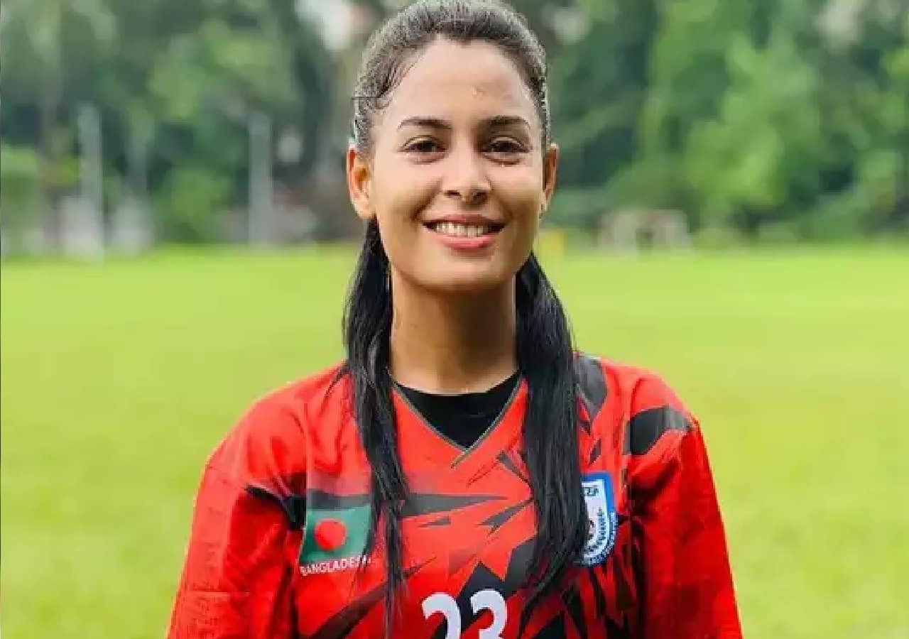 sanjida akhter bangladesh footballer will play for seat bengal, ইস্টবেঙ্গলের হয়ে খেলবেন ...