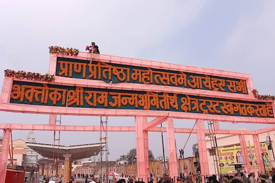 Ayodhya Ram Mandir কলকাতার গাঁদা ফুল দিয়েই তৈরি হল রাম মন্দিরের মূল ...