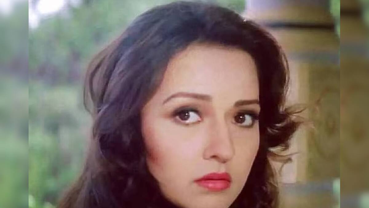 Zeba Bakhtiar: বয়স ৬১! চার-চারটি বিয়ে! বলিউডের নায়ক, গায়কও তালিকায় ...
