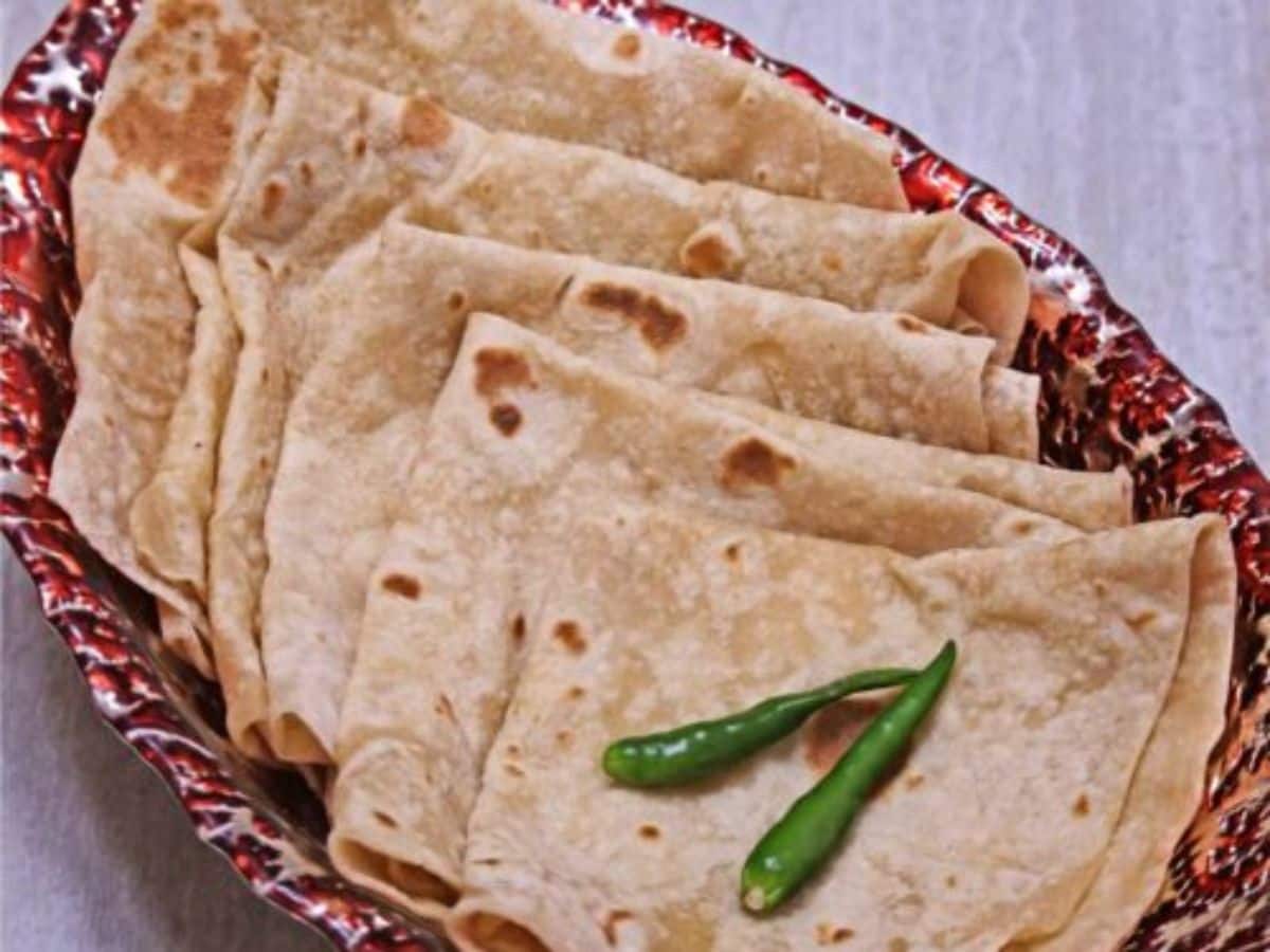 Roti Recipe: রুটি বেশি হয়েছে, ফেলে দিচ্ছেন না তো? ২ মিনিটে বানিয়ে ...