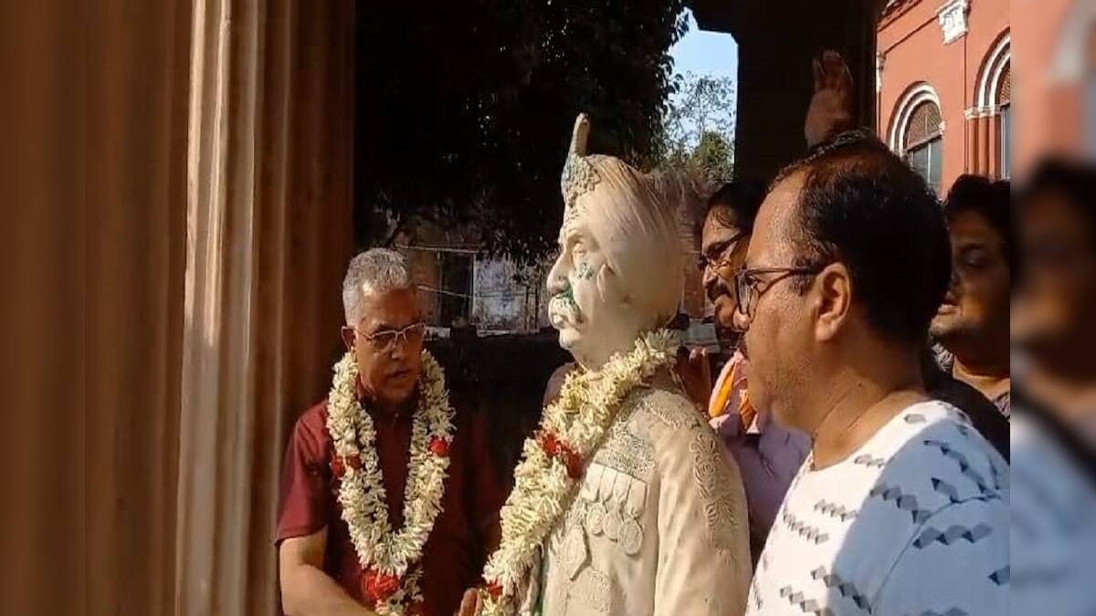 Dilip Ghosh: বর্ধমানের রাজা ভেবে ভুল মূর্তিতে মালা! নতুন বিতর্কে দিলীপ ঘোষ Dilip Ghosh in new ...