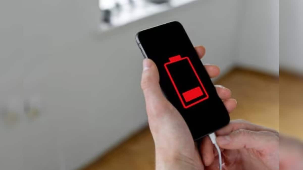 Public USB Phone Charging Scam: এই চার্জারগুলি কখনওই ব্যবহার করবেন না ...