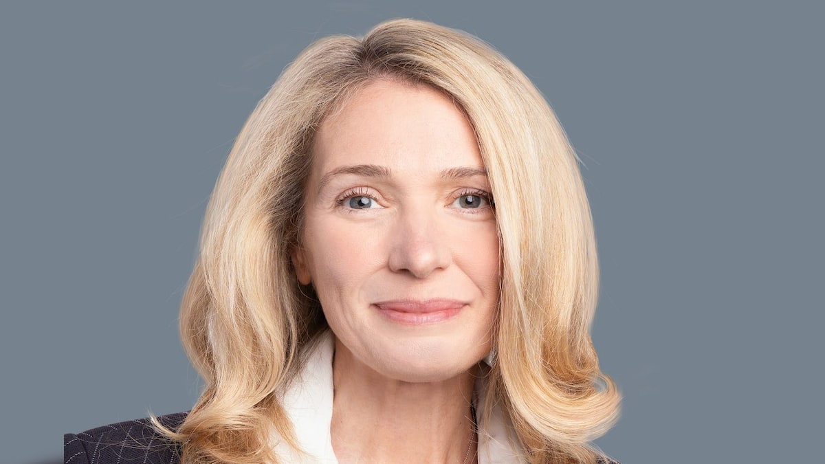Royal Bank of Canada sacks CFO Nadine Ahn: অফিসে সহকর্মীর সঙ্গে প্রেম ...