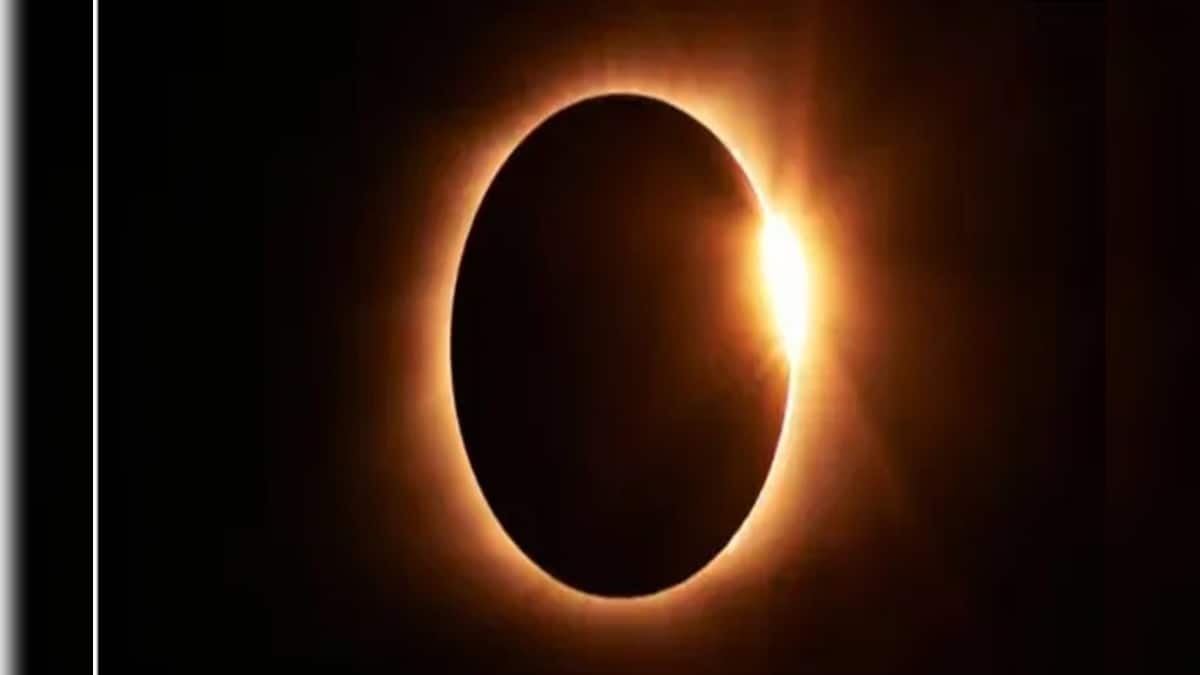 পূর্ণগ্রাস সূর্যগ্রহণের প্রভাব পরীক্ষা হ্যাম রেডিও'র | total solar ...