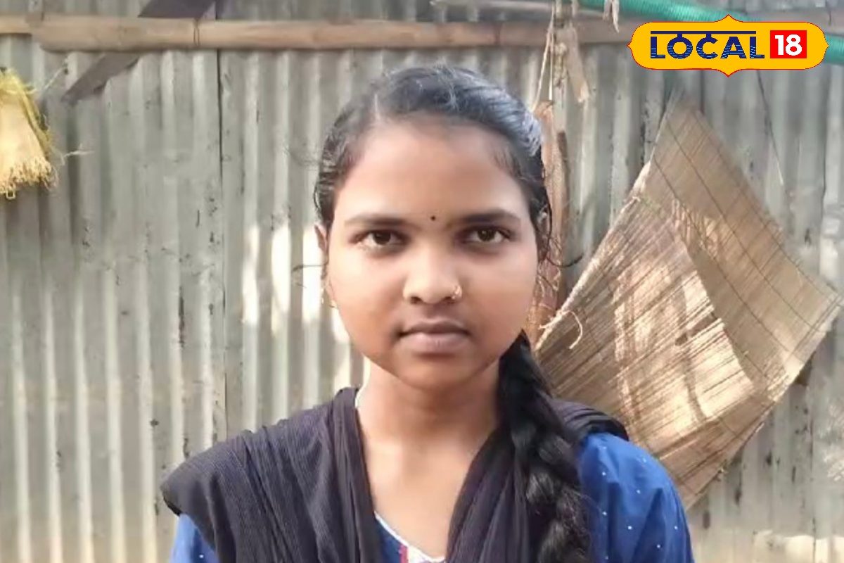 Higher Secondary Result 2024: মাঠে ধান কাটছিল জ্যোৎস্না! দাদা ছুটে এসে ... Higher Secondary Result 2024: মাঠে ধান কাটছিল জ্যোৎস্না! দাদা ছুটে এসে ...