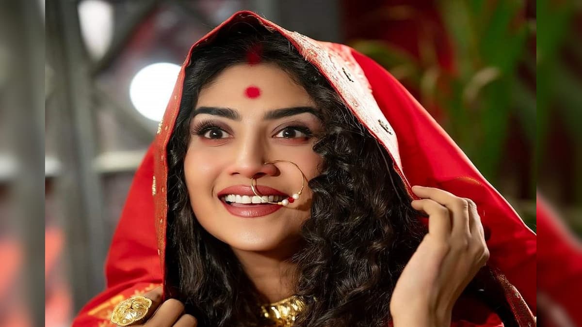 Dhonni Meye Theatre: মঞ্চ মাতাতে চলেছে পর্দার ‘ধন্যি মেয়ে’ ! জয়া ...