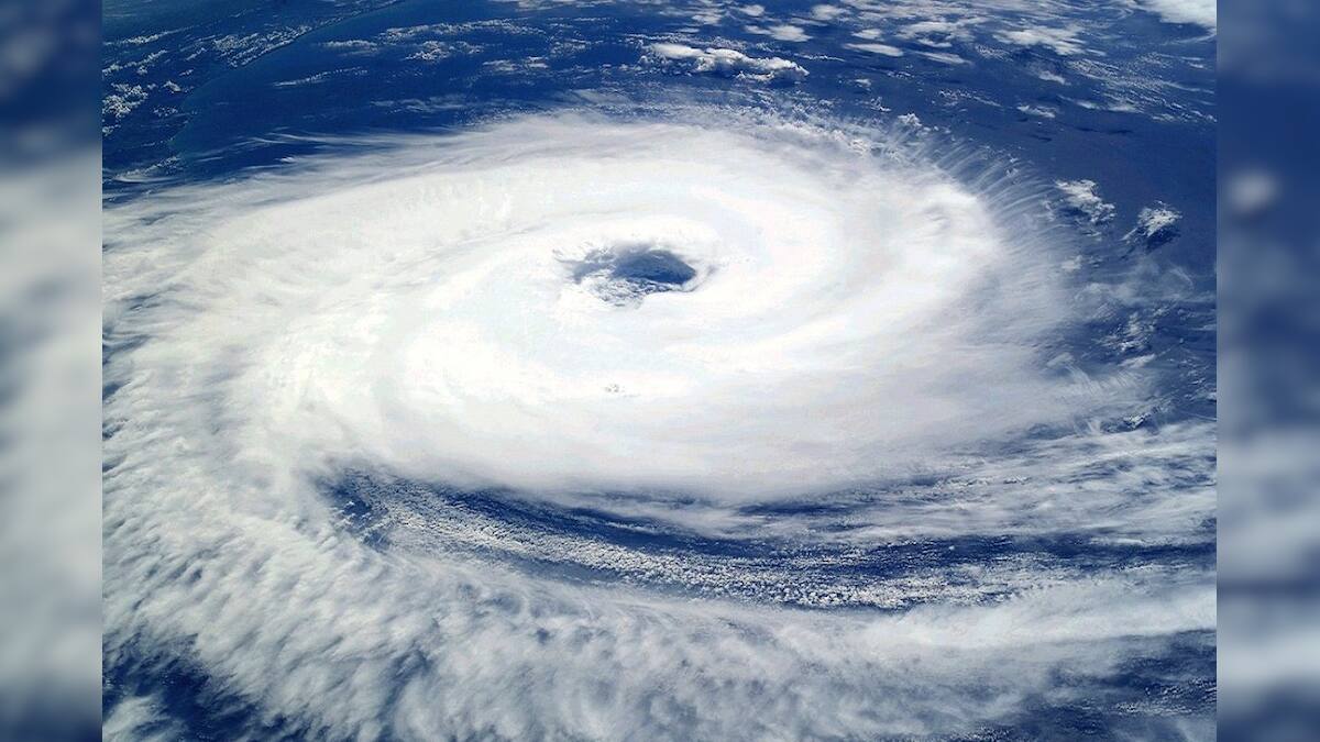 Weather forcast it may rain heavily from Saturday midnight for cyclone ...