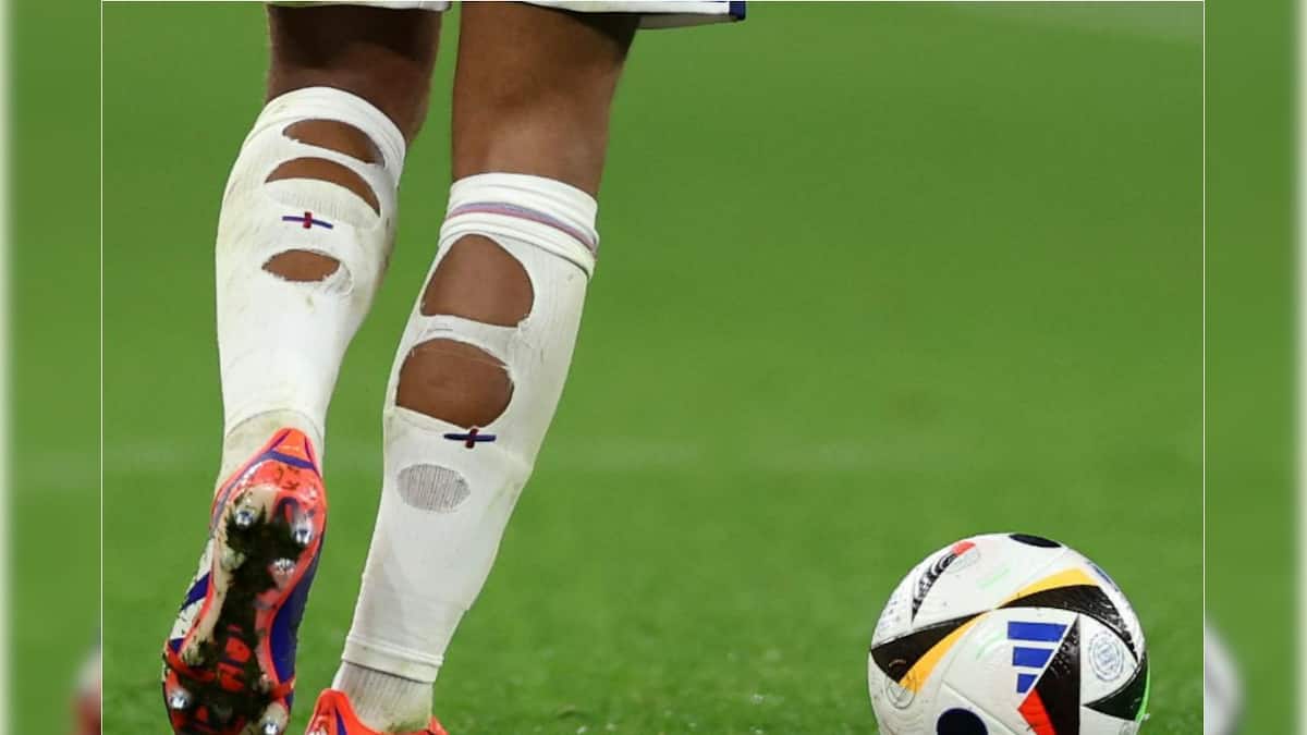 Why England Footballer Jude Bellingham Wear Hole Socks Know Ahead Of ...