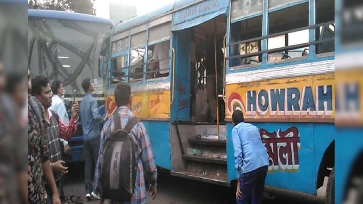 Accident হাওড়ায় ভয়ঙ্কর দুর্ঘটনা! যাত্রীবোঝাই বাসে ধাক্কা লরির! বাসের ...