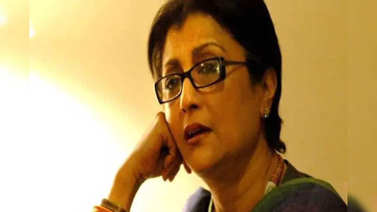 Aparna Sen:'কেন পুলিশ আত্মহত্যার ঘটনা বলল..?', আরজি কর-এ এসে প্রশ্ন ...