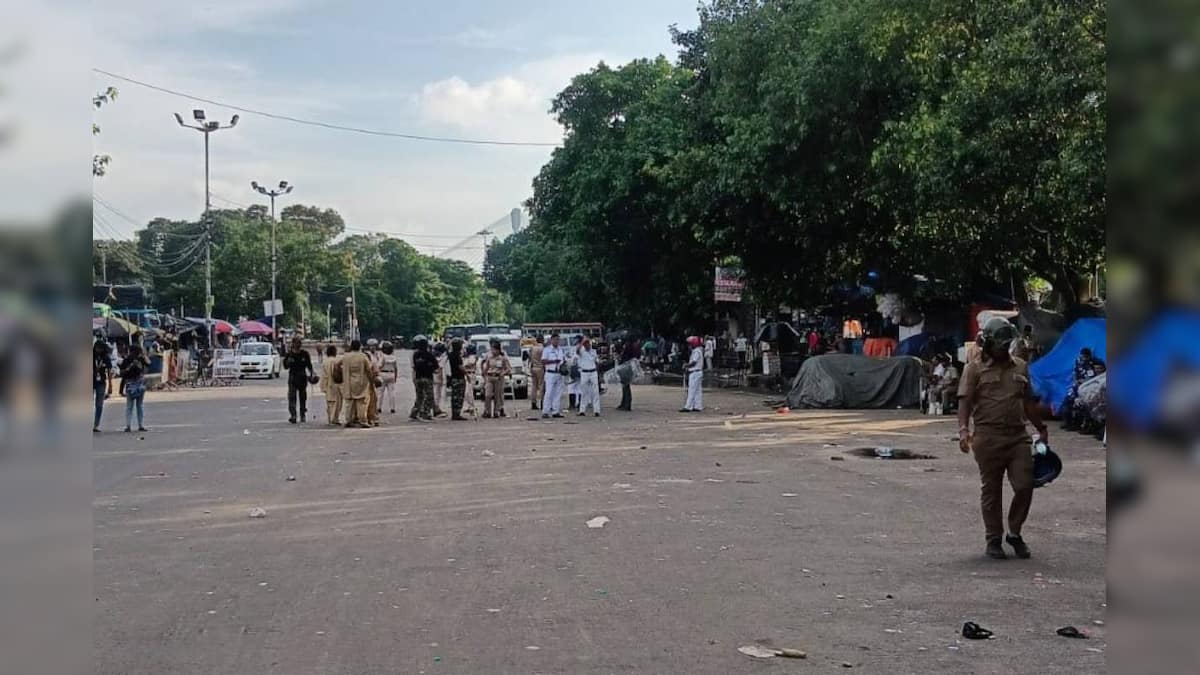 Nabanna Abhijan Protest Live News Updates Mob set fire kolkata Police ...