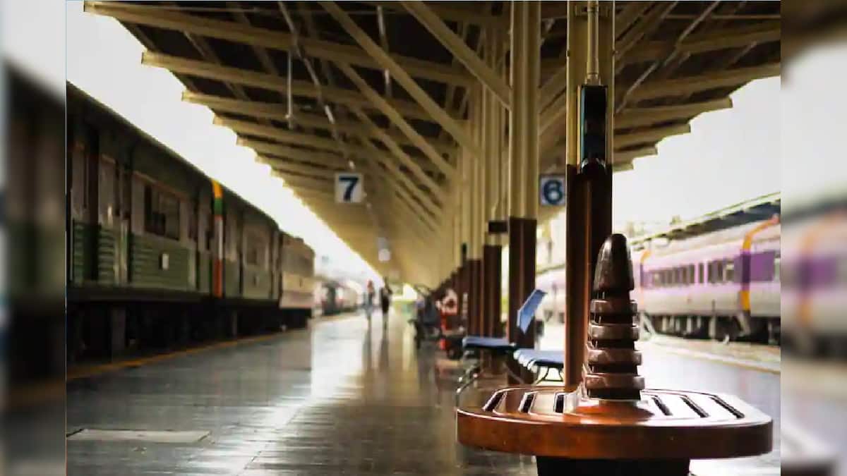 Rail | লক্ষ লক্ষ রেল যাত্রীদের জন্য বিরাট খবর! এসি ওয়েটিং হল, ফ্রি ...