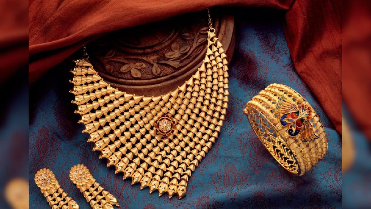 Gold price prediction for coming days, সোনার দাম একই ভাবে বাড়তে থাকবে বলে মনে করছেন বিশেষজ্ঞরা ...