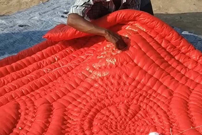 Knowledge Story: 'লেপ' বানাতে কেন 'লাল কাপড়' ব্যবহার হয় বলুন তো ...