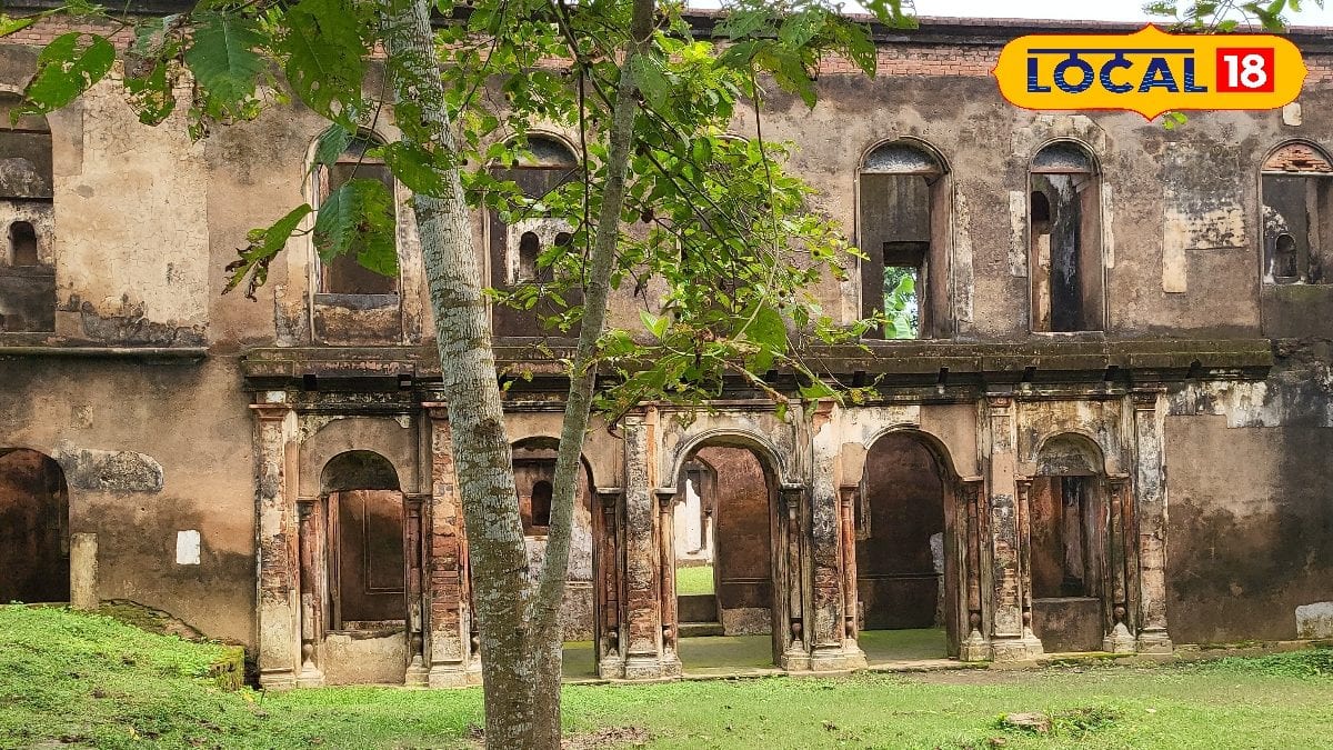 Travel: কলকাতার কাছেই রয়েছে এই জমিদার বাড়ি! ইতিহাসের খনি! জানুন ...