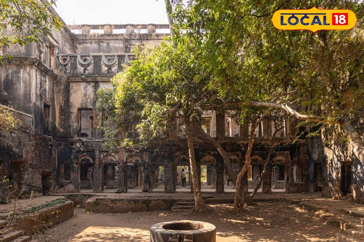 Raipur Jamidar Bari : দু’দিনের ট্যুরের জন্য পারফেক্ট! তবে তুলতে পারবেন ...