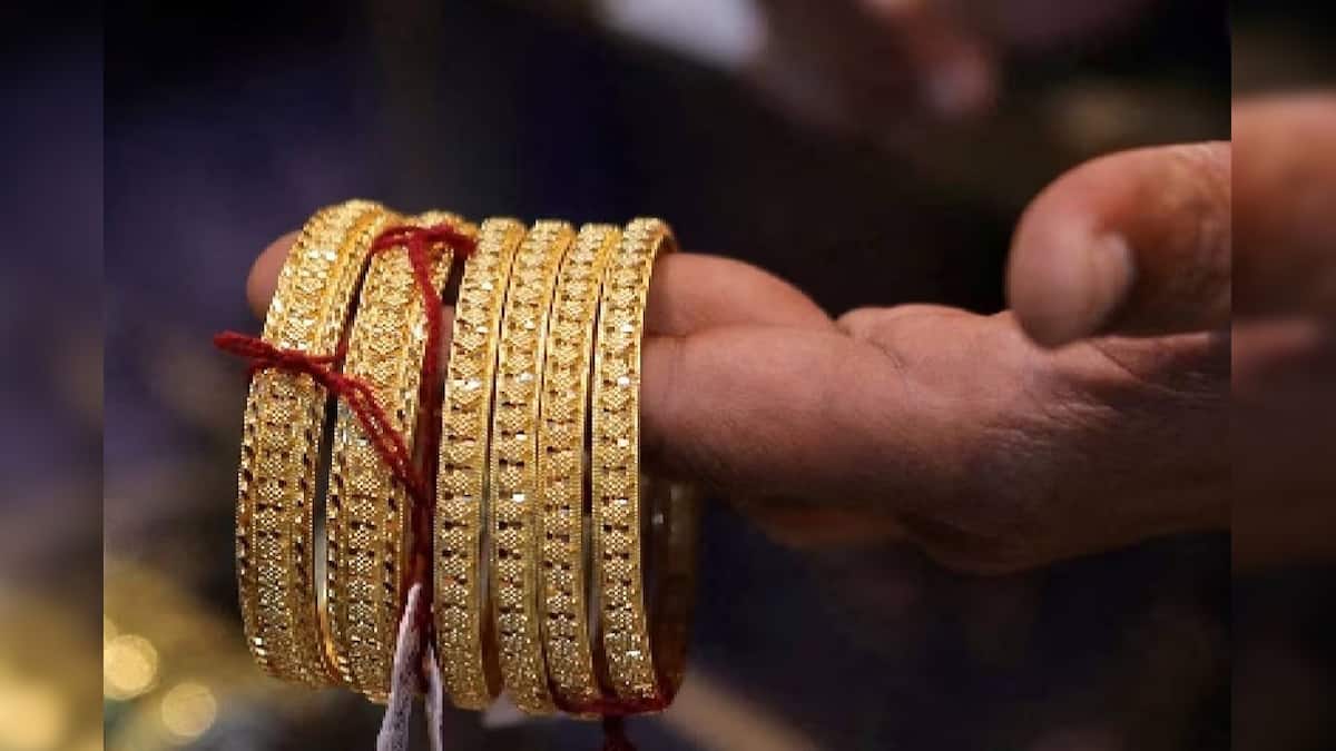 Fall in Gold Price: সুখবর সোনার দামে পতন দেখে নিন লেটেস্ট দাম ৷ Fall in ...