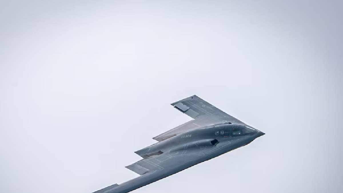 US Strike on Iran B2 Spirit Bomber রাফালের দ্বিগুনের চেয়েও বড়, F35 ...