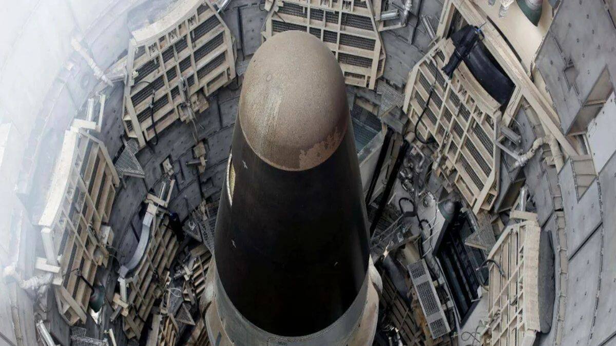 Russia Nuclear Bomb ডেড হ্যান্ড-পৃথিবীর সবচেয়ে ভয়ঙ্কর অস্ত্র এটাই ...