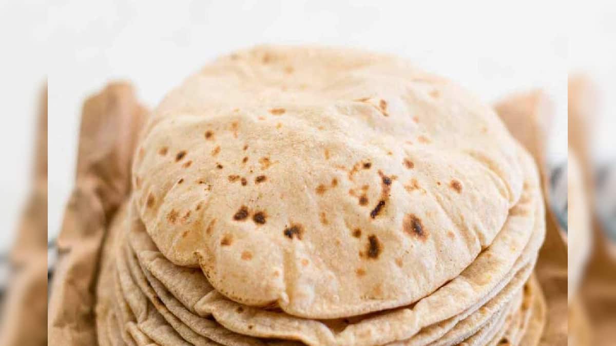 Soft Roti Making Tips: আটা-ময়দায় মেশান শুধু 'এক' চিমটি! তুলোর মতো নরম ...