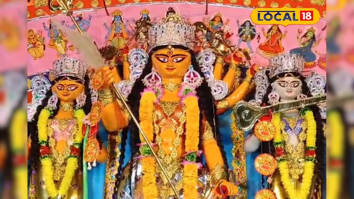 Krishnagar Rajbari Durga Puja: আলোয় ঝলমলে কৃষ্ণনগর রাজবাড়ি! মায়ের ...