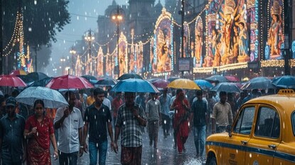 West Bengal Weather Update: মহাষ্টমীর অঞ্জলি শেষ হতে না হতেই হঠাৎই ...