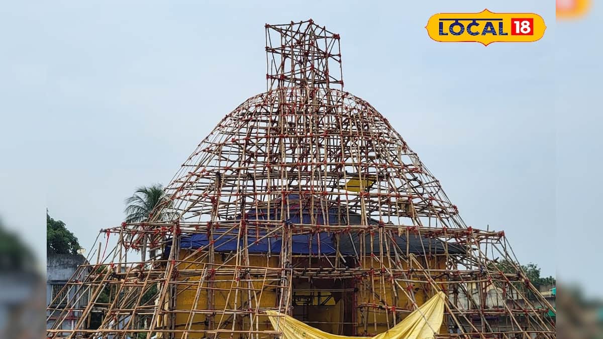 Asansol Durga Puja 2025 : আসানসোলের পুজোয় নতুন বার্তা! মেয়ে মানেই আলো, সমাজে এগিয়ে যাওয়ার ...