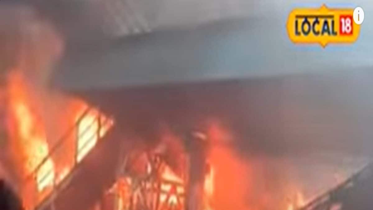 Massive Fire at Santoshpur Railway Station! Passenger Services Nearly ...