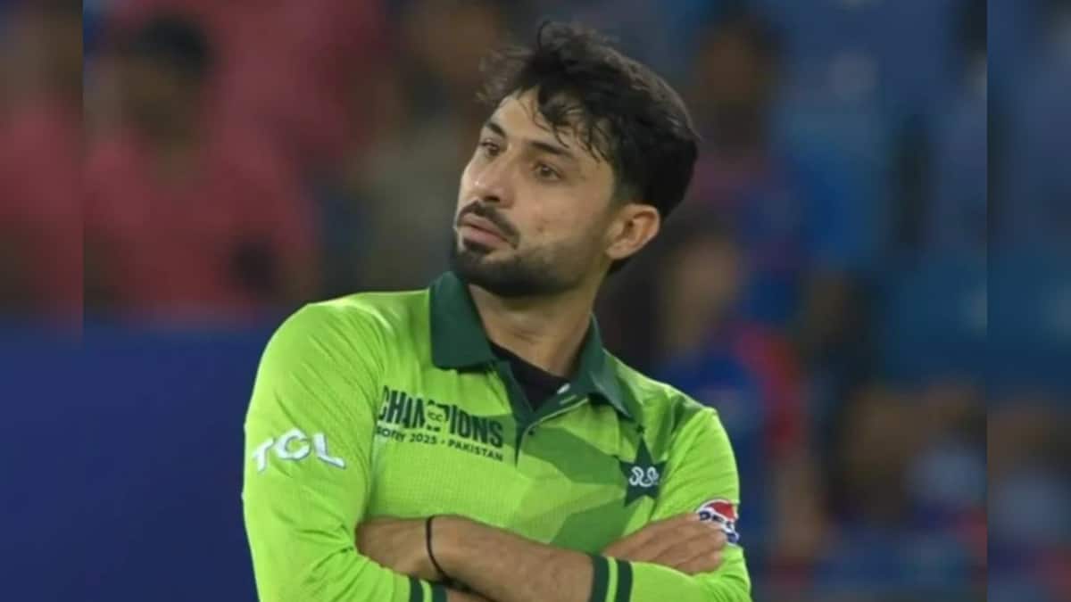 Pakistan Cricketer Abrar Ahmed Wants To Punch This Indian Cricketer Video Goes Viral, সরাসরি ...