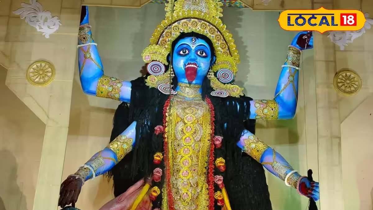 Barobisha Kali Puja: ৩৫ ফুটের মা কালী, জেলার সবচেয়ে বড়! বারবিশার পুজো ...