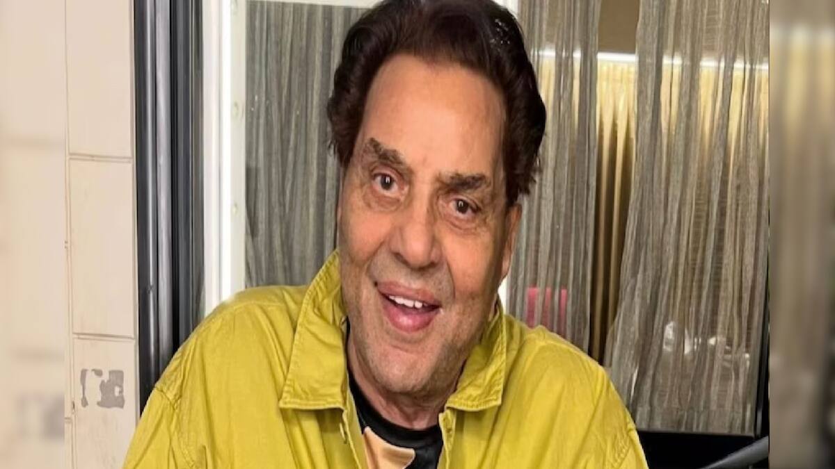 Dharmendra Last Post ধর্মেন্দ্রর শেষ পোস্টে কার ছবি? কী লেখা? সাদা-কালো ...